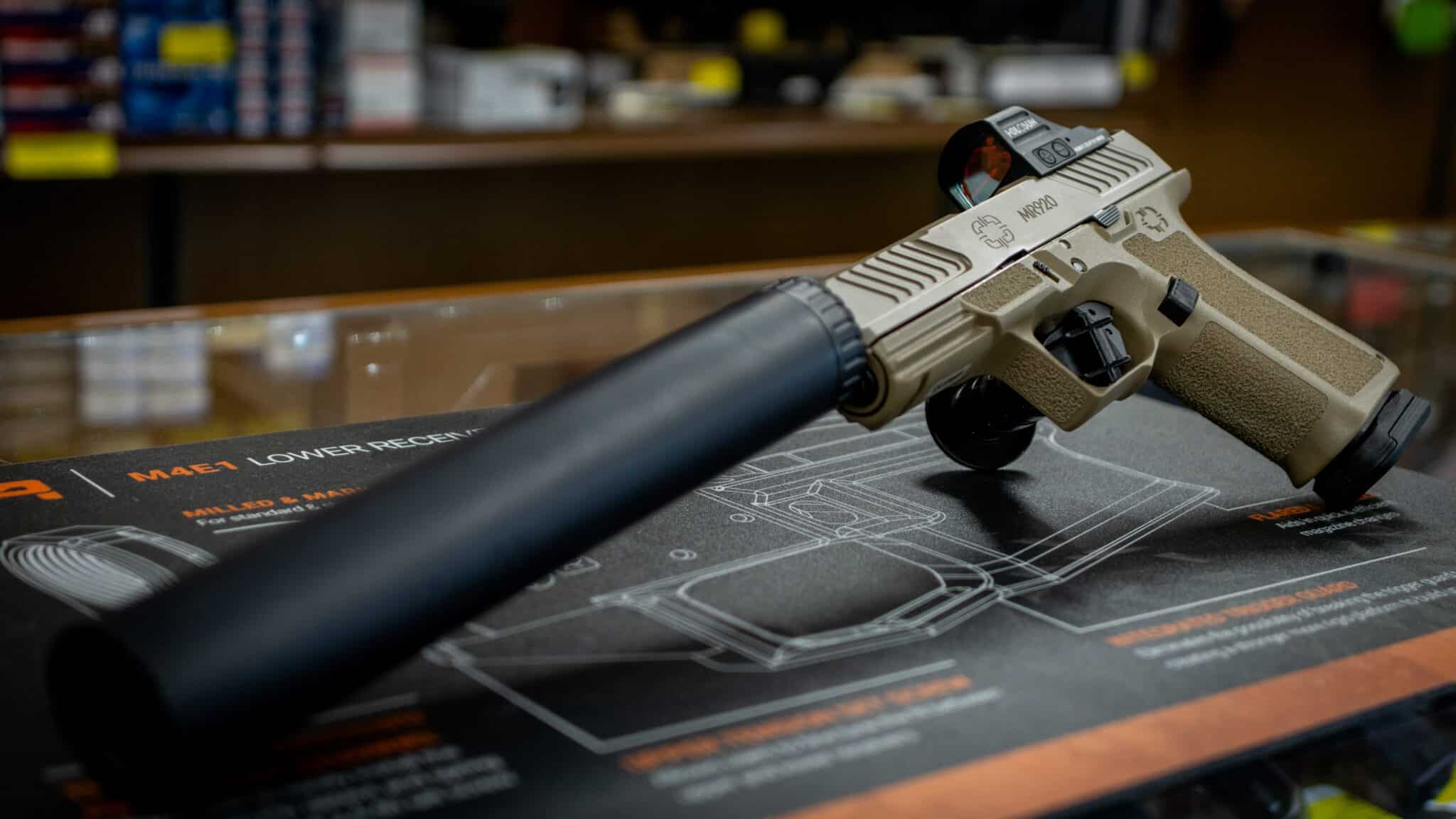 Wooden Indian Pawn & Gun – Defiance, OH