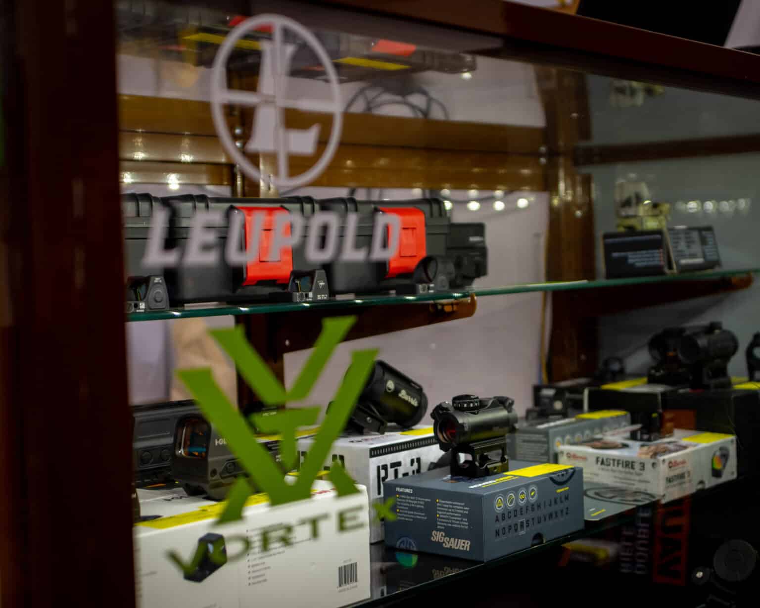 GALLERY – Wooden Indian Pawn & Gun